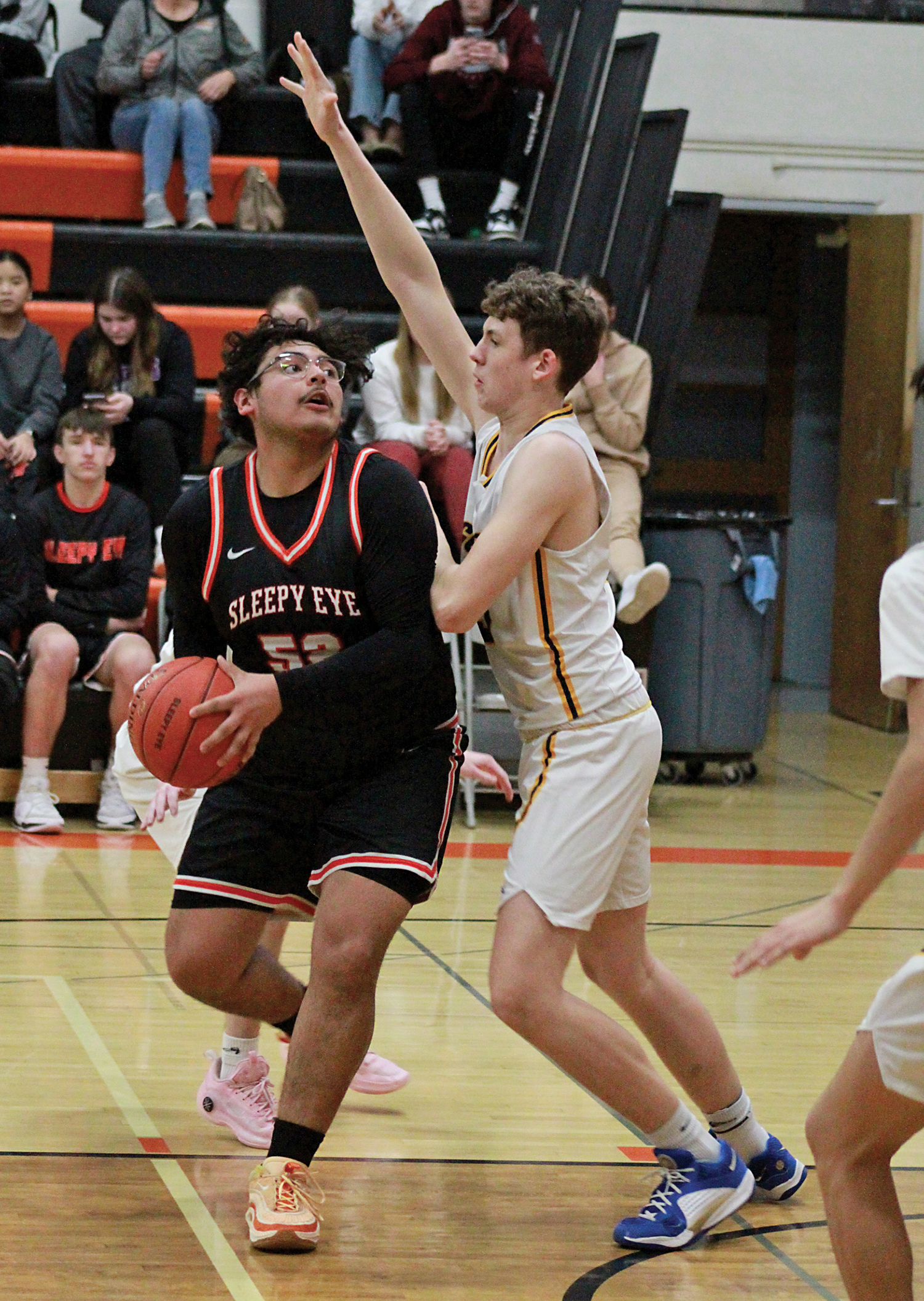 Martinez drops career high in Sleepy Eye win over RCW | News, Sports ...